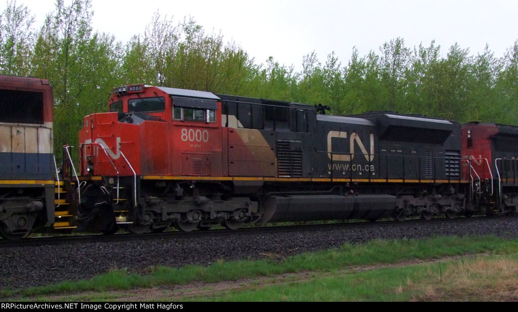 CN 8000